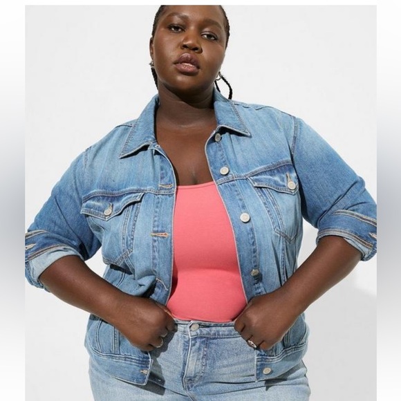 torrid | Jackets & Coats | Nwt Torrid Denim Relaxed Fit Trucker Jacket ...